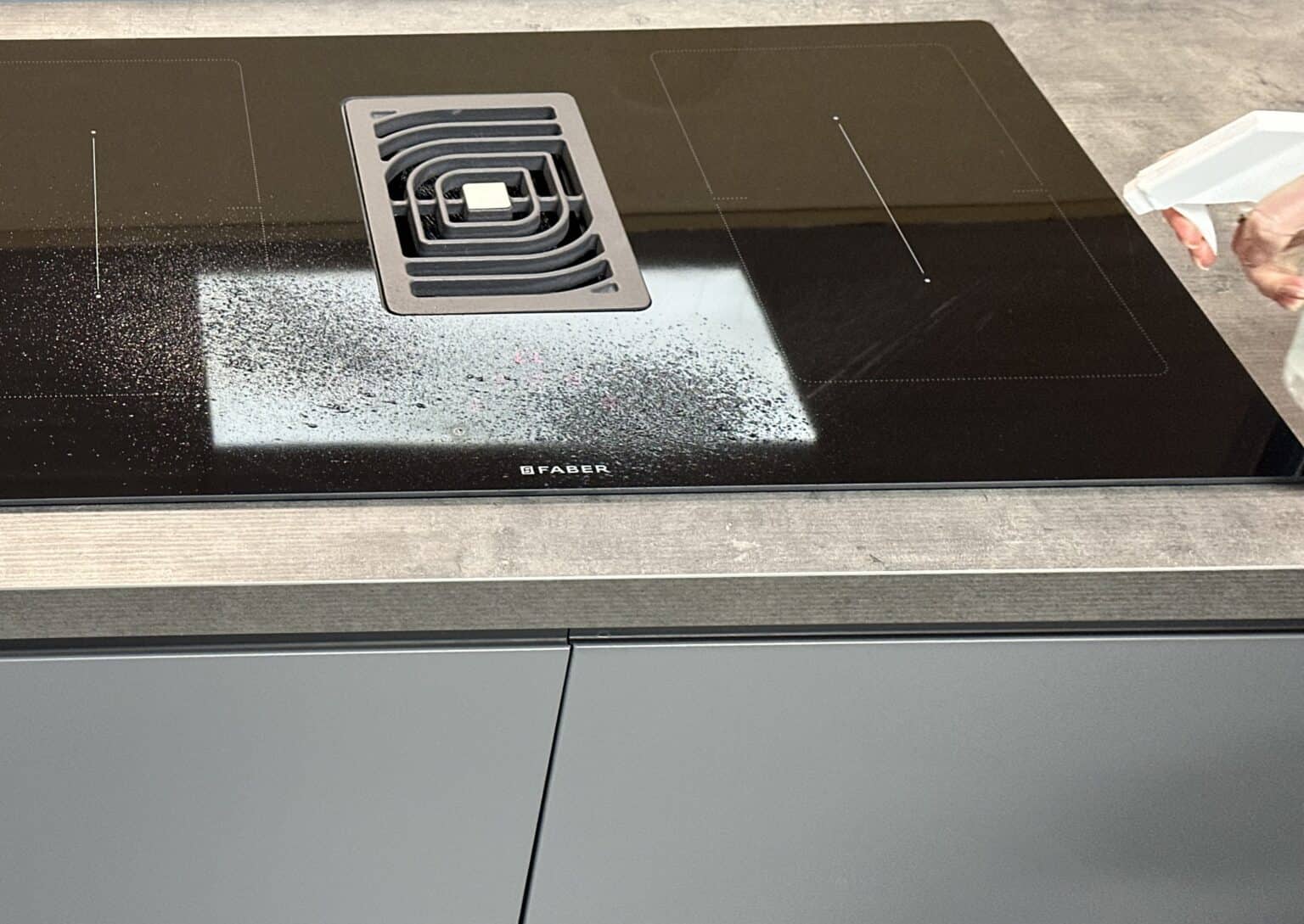 How to clean cooker hood extractor fan: the ultimate step-by-step guide ...